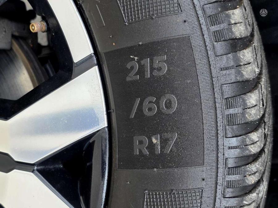 Balts Dacia Duster 2023 Tauragė, ar dzinēja tilpumu 1.46 L un nobraukumu 362 tūkst. km par 9700 €, foto 35 vietnē AUTOMOTO.COM.LV
