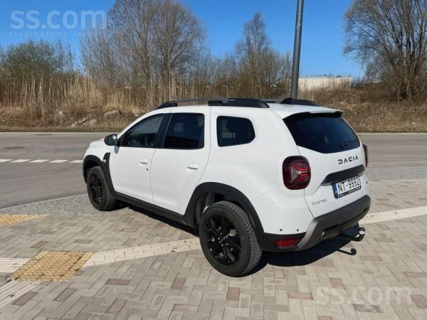 White Dacia Duster 2024 in Riga, with an engine capacity of 1.50 L and mileage of 82 thousand km for 18300 €, photo 3 on AUTOMOTO.COM.LV