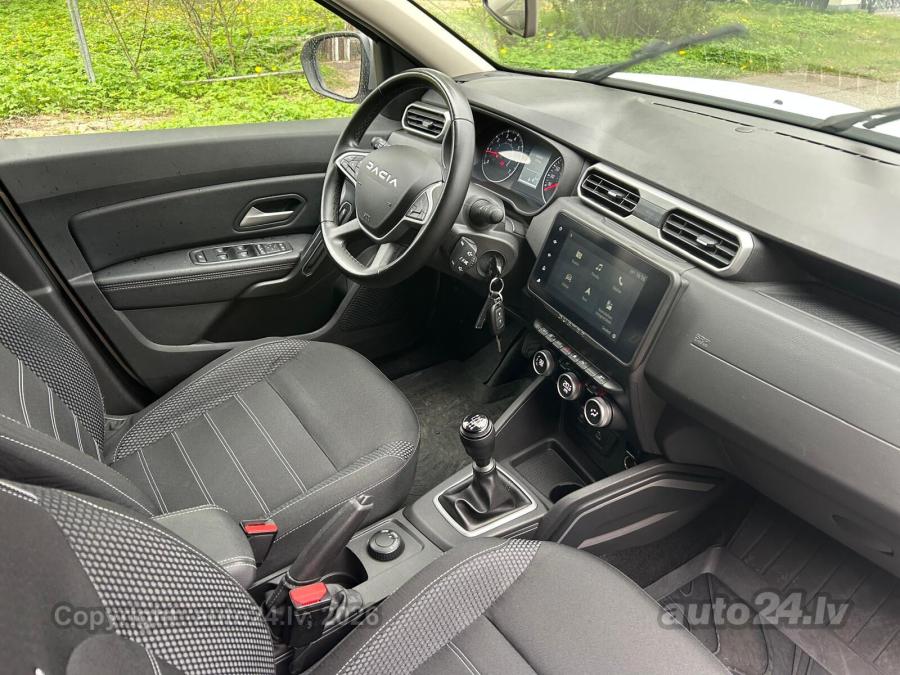 Balts Dacia Duster 2024 Tartu, ar dzinēja tilpumu 1.50 L un nobraukumu 73 tūkst. km par 18490 €, foto 7 vietnē AUTOMOTO.COM.LV