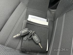Balts Dacia Duster 2024 Tartu, ar dzinēja tilpumu 1.50 L un nobraukumu 73 tūkst. km par 18490 €, foto 9 vietnē AUTOMOTO.COM.LV