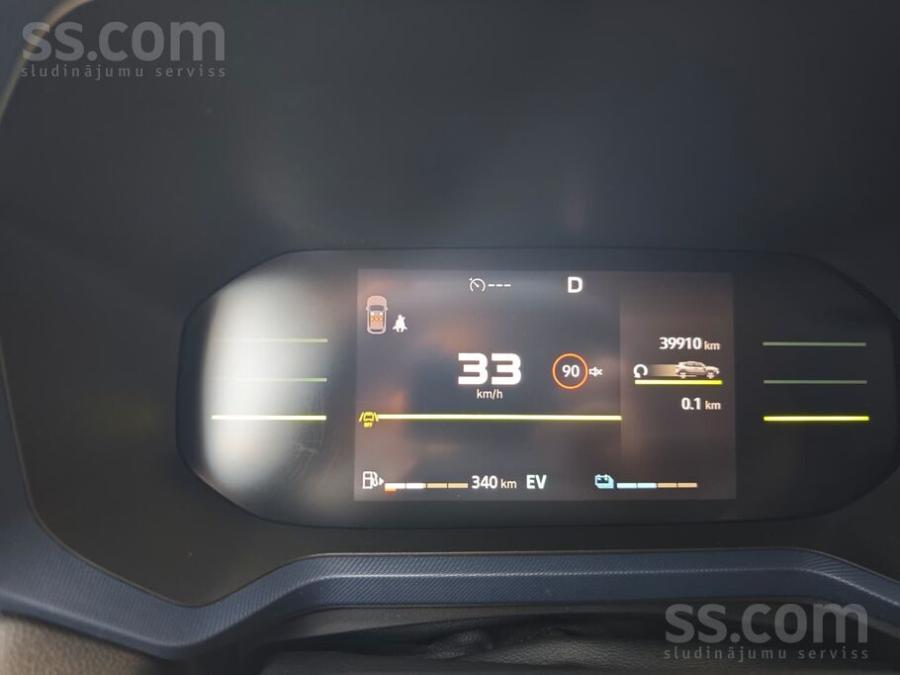 Белый Дачия Duster 2024 в Лиепая, объемом двигателя 1.50 л и пробегом 39 тыс. км за 21780 €, фото 12 на AUTOMOTO.COM.LV