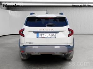 Белый Дачия Duster 2024 в Рига, объемом двигателя 1.60 л и пробегом 14 тыс. км за 22490 €, фото 4 на AUTOMOTO.COM.LV