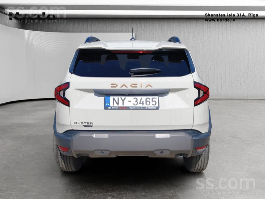 Белый Дачия Duster 2024 в Рига, объемом двигателя 1.60 л и пробегом 14 тыс. км за 22490 €, фото 4 на AUTOMOTO.COM.LV