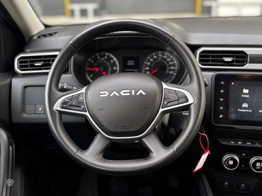 Белый Дачия Duster 2024 в Вильнюс, объемом двигателя 1.46 л и пробегом 77 тыс. км за 17500 €, фото 18 на AUTOMOTO.COM.LV