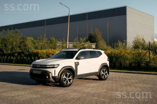 White Dacia Duster 2024 in Riga, with an engine capacity of 1.00 L and mileage of 70 thousand km for 16490 €, photo 1 on AUTOMOTO.COM.LV