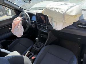 Белый Дачия Duster 2025 в Каунас, объемом двигателя 1.00 л и пробегом 17 тыс. км за 9200 €, фото 9 на AUTOMOTO.COM.LV