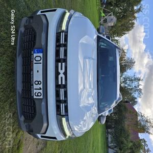 Белый Дачия Duster 2025 в Рига, объемом двигателя 1.00 л и пробегом 30 тыс. км за 16400 €, фото 3 на AUTOMOTO.COM.LV