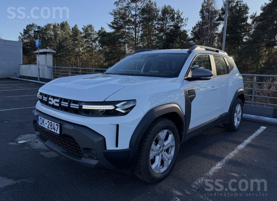 White Dacia Duster 2026 in Riga, with an engine capacity of 1.20 L and mileage of 300 thousand km for 19200 €, photo 1 on AUTOMOTO.COM.LV