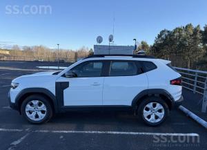 White Dacia Duster 2026 in Riga, with an engine capacity of 1.20 L and mileage of 300 thousand km for 19200 €, photo 8 on AUTOMOTO.COM.LV
