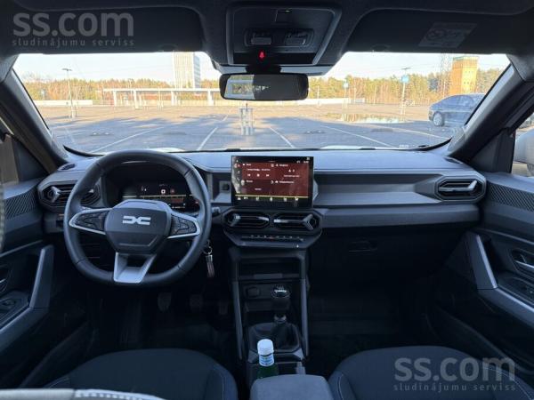 Balts Dacia Duster 2026 Rīga, ar dzinēja tilpumu 1.20 L un nobraukumu 300 tūkst. km par 19200 €, foto 8 vietnē AUTOMOTO.COM.LV