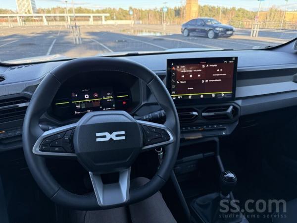 Balts Dacia Duster 2026 Rīga, ar dzinēja tilpumu 1.20 L un nobraukumu 300 tūkst. km par 19200 €, foto 9 vietnē AUTOMOTO.COM.LV