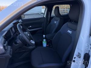 White Dacia Duster 2026 in Riga, with an engine capacity of 1.20 L and mileage of 300 thousand km for 19200 €, photo 13 on AUTOMOTO.COM.LV