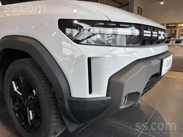 Balts Dacia Duster 2026 Liepāja, ar dzinēja tilpumu 1.20 L un nobraukumu 6 tūkst. km par 29280 €, foto 11 vietnē AUTOMOTO.COM.LV