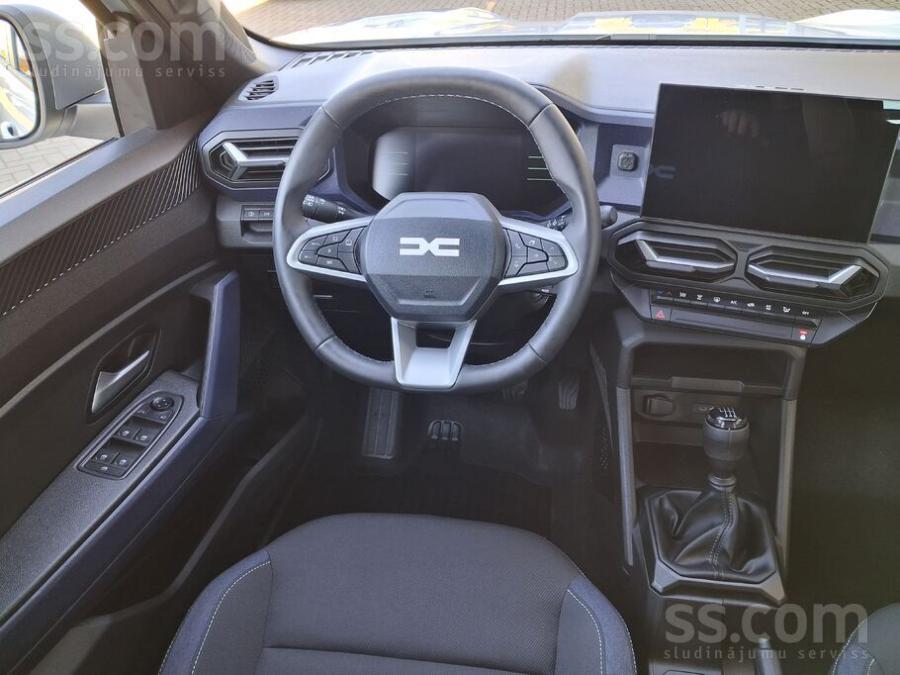 Белый Дачия Duster 2026 в Лиепая, объемом двигателя 1.20 л и пробегом 0 тыс. км за 19990 €, фото 15 на AUTOMOTO.COM.LV