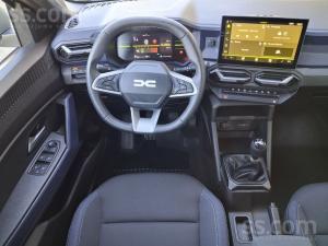 Белый Дачия Duster 2026 в Лиепая, объемом двигателя 1.20 л и пробегом 0 тыс. км за 19990 €, фото 16 на AUTOMOTO.COM.LV