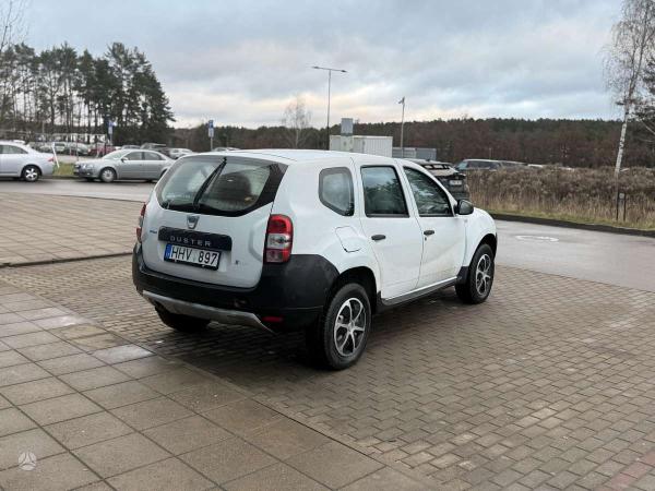 Balts Dacia Duster 2014 Viļņa, ar dzinēja tilpumu 1.60 L un nobraukumu 250 tūkst. km par 1750 €, foto 3 vietnē AUTOMOTO.COM.LV