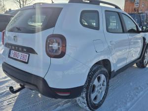 White Dacia Duster 2018 in Siauliai, with an engine capacity of 1.20 L and mileage of 122 thousand km for 8450 €, photo 7 on AUTOMOTO.COM.LV