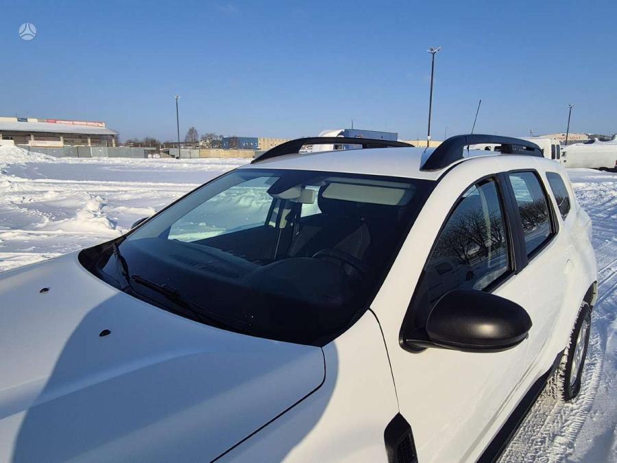 White Dacia Duster 2018 in Siauliai, with an engine capacity of 1.20 L and mileage of 122 thousand km for 8450 €, photo 13 on AUTOMOTO.COM.LV