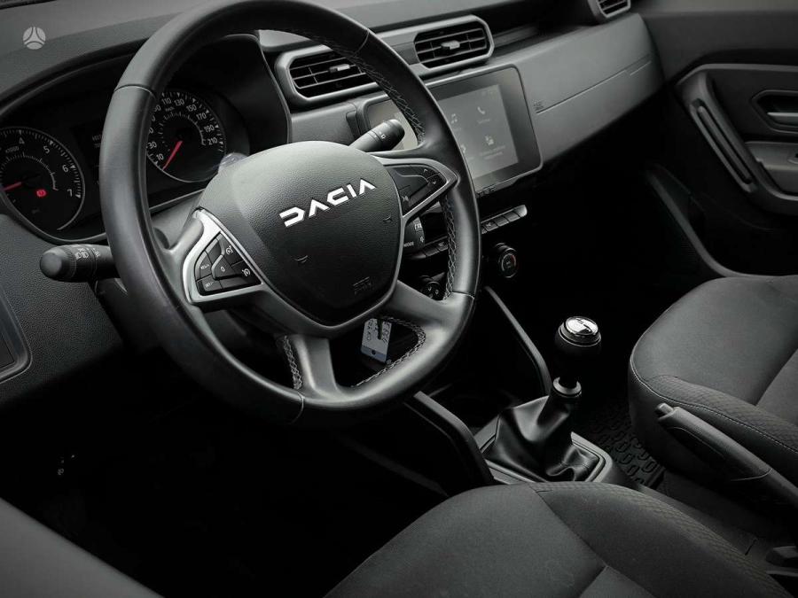 Balts Dacia Duster 2024 Kauņa, ar dzinēja tilpumu 1.00 L un nobraukumu 70 tūkst. km par 13500 €, foto 12 vietnē AUTOMOTO.COM.LV