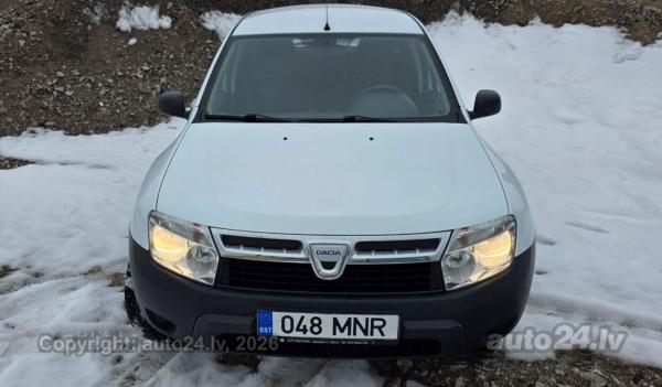 Balts Dacia Duster 2011 Tallina, ar dzinēja tilpumu 1.60 L un nobraukumu 196 tūkst. km par 3200 €, foto 6 vietnē AUTOMOTO.COM.LV