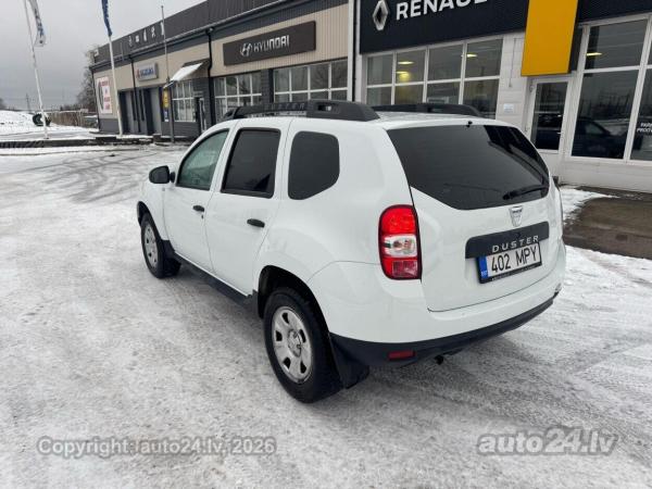 White Dacia Duster 2016 in Narva, with an engine capacity of 1.60 L and mileage of 59 thousand km for 8200 €, photo 3 on AUTOMOTO.COM.LV