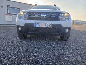 White Dacia Duster 2016 in Tallinn, with an engine capacity of 1.20 L and mileage of 262 thousand km for 5999 €, photo 3 on AUTOMOTO.COM.LV