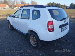 White Dacia Duster 2016 in Tallinn, with an engine capacity of 1.20 L and mileage of 262 thousand km for 5999 €, photo 6 on AUTOMOTO.COM.LV
