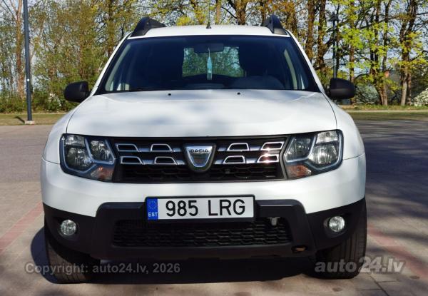 White Dacia Duster 2016 in Tallinn, with an engine capacity of 1.20 L and mileage of 263 thousand km for 4990 €, photo 3 on AUTOMOTO.COM.LV