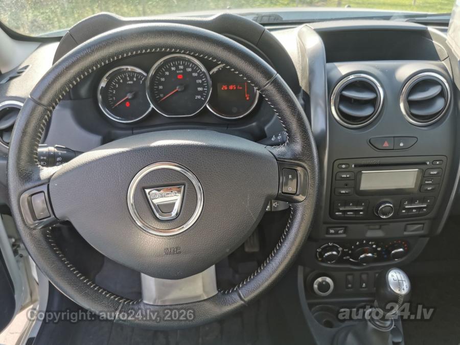 Balts Dacia Duster 2016 Tallina, ar dzinēja tilpumu 1.20 L un nobraukumu 263 tūkst. km par 4990 €, foto 8 vietnē AUTOMOTO.COM.LV