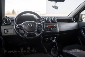 Balts Dacia Duster 2018 Tallina, ar dzinēja tilpumu 1.50 L un nobraukumu 197 tūkst. km par 7999 €, foto 12 vietnē AUTOMOTO.COM.LV