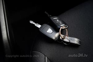 Balts Dacia Duster 2018 Tallina, ar dzinēja tilpumu 1.50 L un nobraukumu 197 tūkst. km par 7999 €, foto 18 vietnē AUTOMOTO.COM.LV