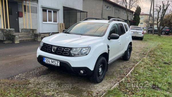 Balts Dacia Duster 2020 Tallina, ar dzinēja tilpumu 1.30 L un nobraukumu 39 tūkst. km par 14900 €, foto 1 vietnē AUTOMOTO.COM.LV