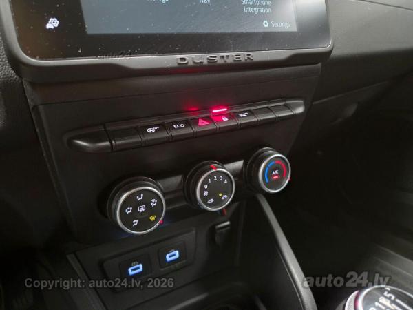 White Dacia Duster 2022 in Tallinn, with an engine capacity of 1.00 L and mileage of 89 thousand km for 10900 €, photo 11 on AUTOMOTO.COM.LV