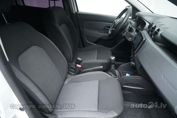 Белый Дачия Duster 2022 в Таллин, объемом двигателя 1.00 л и пробегом 131 тыс. км за 9900 €, фото 8 на AUTOMOTO.COM.LV