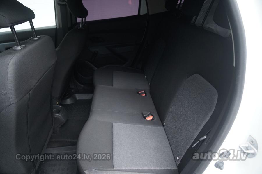 Белый Дачия Duster 2022 в Таллин, объемом двигателя 1.00 л и пробегом 131 тыс. км за 9900 €, фото 10 на AUTOMOTO.COM.LV