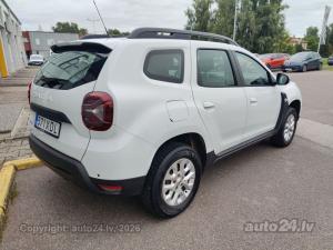 Белый Дачия Duster 2022 в Тарту, объемом двигателя 1.00 л и пробегом 90 тыс. км за 11500 €, фото 4 на AUTOMOTO.COM.LV