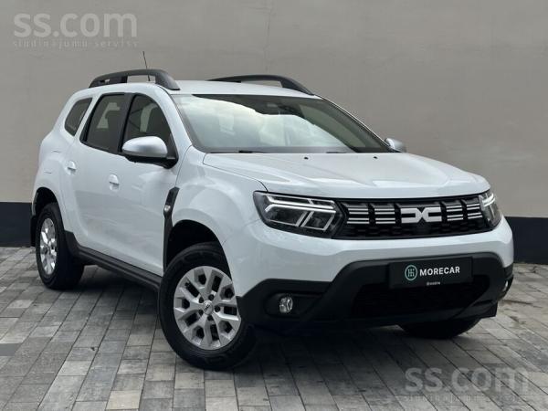 Белый Дачия Duster 2023 в Рига, объемом двигателя 1.00 л и пробегом 37 тыс. км за 12950 €, фото 3 на AUTOMOTO.COM.LV