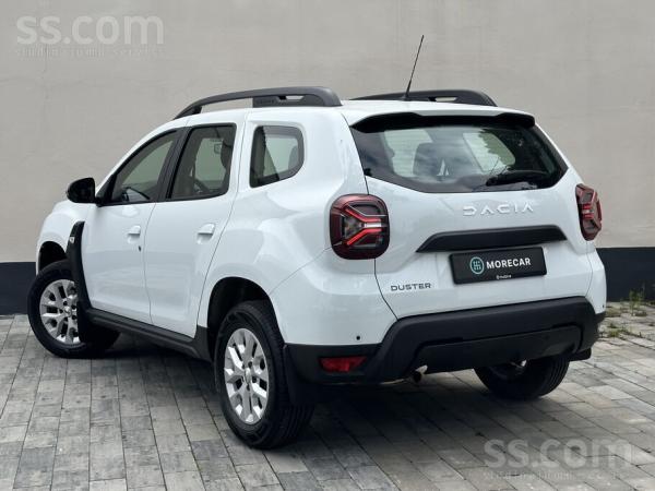 Белый Дачия Duster 2023 в Рига, объемом двигателя 1.00 л и пробегом 37 тыс. км за 12950 €, фото 6 на AUTOMOTO.COM.LV