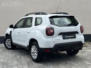 Balts Dacia Duster 2023 Rīga, ar dzinēja tilpumu 1.00 L un nobraukumu 37 tūkst. km par 12950 €, foto 7 vietnē AUTOMOTO.COM.LV