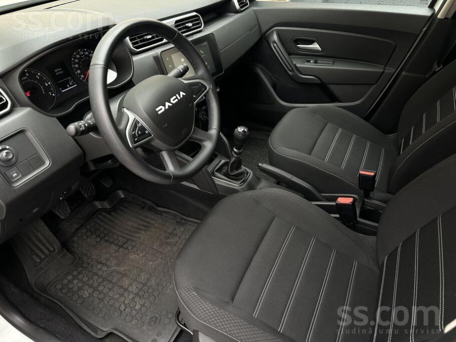 Balts Dacia Duster 2023 Rīga, ar dzinēja tilpumu 1.00 L un nobraukumu 37 tūkst. km par 12950 €, foto 8 vietnē AUTOMOTO.COM.LV