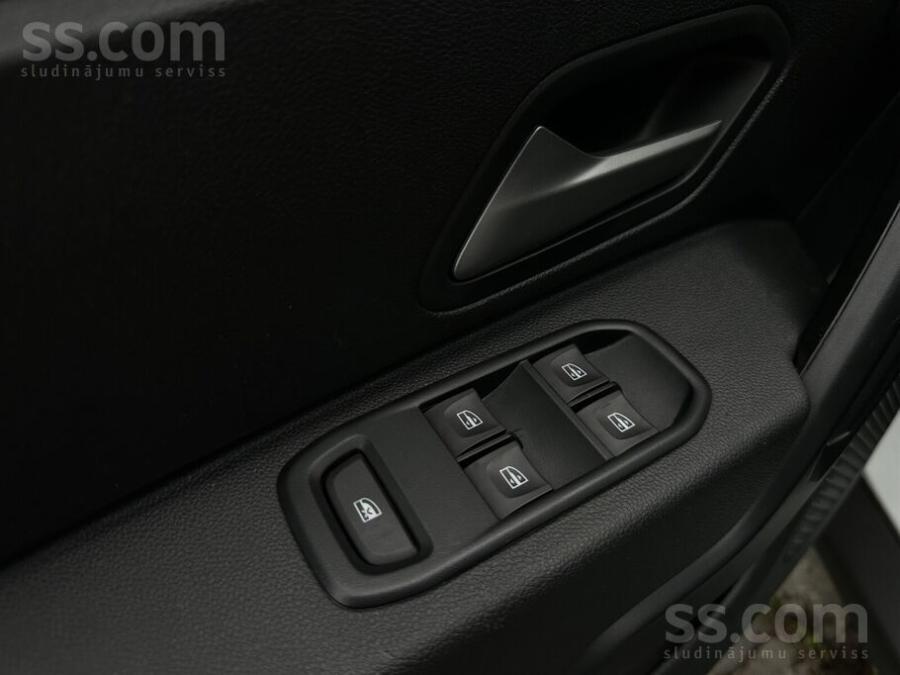 Balts Dacia Duster 2023 Rīga, ar dzinēja tilpumu 1.00 L un nobraukumu 37 tūkst. km par 12950 €, foto 10 vietnē AUTOMOTO.COM.LV