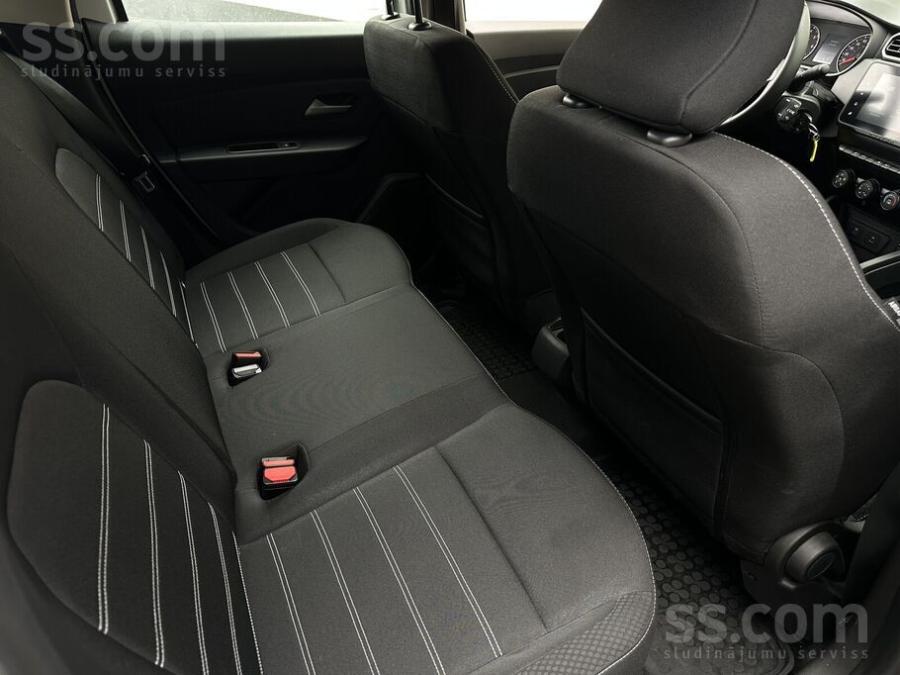 Balts Dacia Duster 2023 Rīga, ar dzinēja tilpumu 1.00 L un nobraukumu 37 tūkst. km par 12950 €, foto 17 vietnē AUTOMOTO.COM.LV