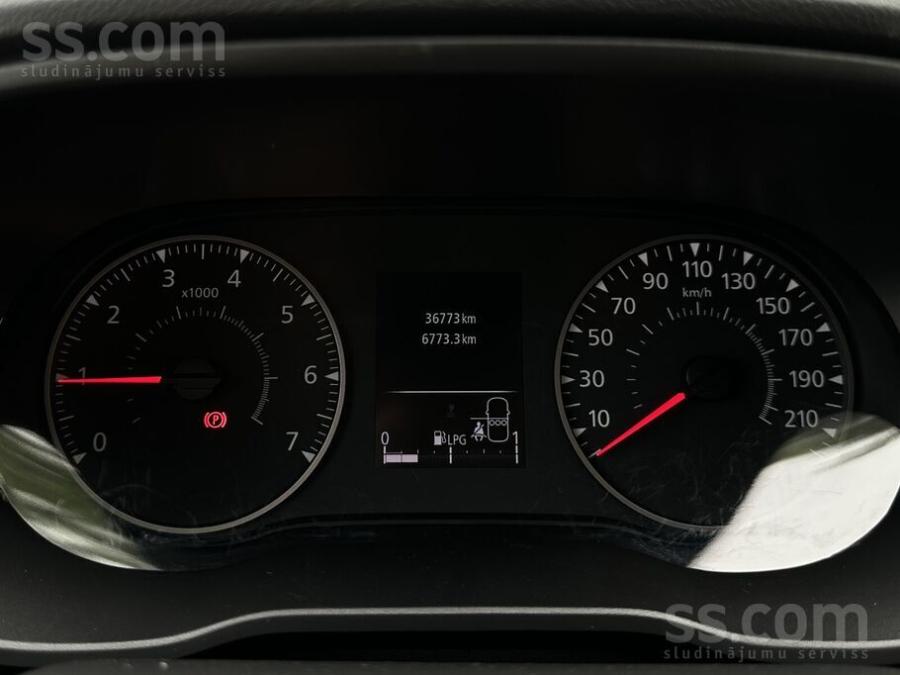 Balts Dacia Duster 2023 Rīga, ar dzinēja tilpumu 1.00 L un nobraukumu 37 tūkst. km par 12950 €, foto 22 vietnē AUTOMOTO.COM.LV