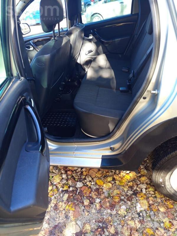 Dzeltens Dacia Duster 2011 Cēsis, ar dzinēja tilpumu 1.60 L un nobraukumu 0 tūkst. km par 6700 €, foto 11 vietnē AUTOMOTO.COM.LV
