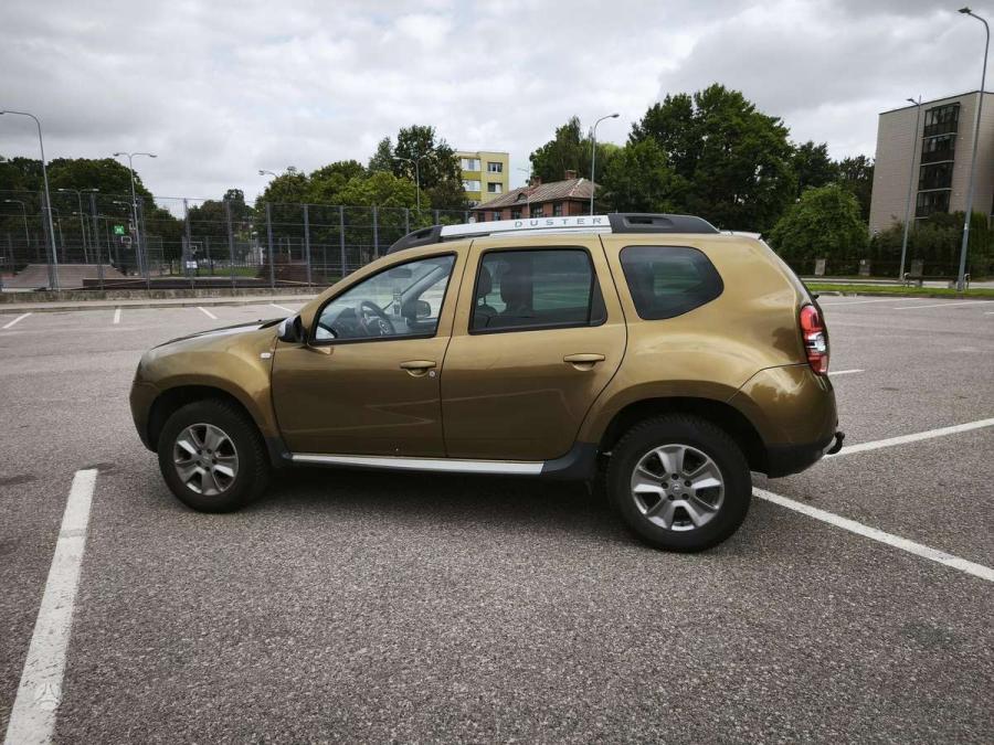 Yellow Dacia Duster 2016 in Telschi, with an engine capacity of 1.60 L and mileage of 199 thousand km for 3850 €, photo 11 on AUTOMOTO.COM.LV