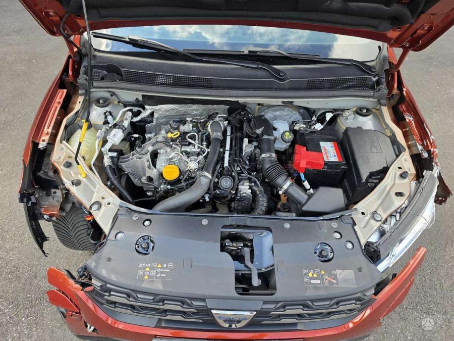 Brown Dacia Jogger 2023 in Kaunas, with an engine capacity of 1.00 L and mileage of 130 thousand km for 5800 €, photo 12 on AUTOMOTO.COM.LV