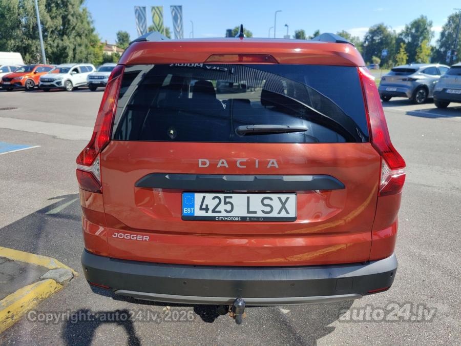 Brown Dacia Jogger 2022 in Tartu, with an engine capacity of 1.00 L and mileage of 109 thousand km for 11900 €, photo 5 on AUTOMOTO.COM.LV