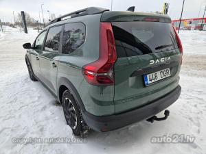 Zaļš Dacia Jogger 2023 Tartu, ar dzinēja tilpumu 1.00 L un nobraukumu 61 tūkst. km par 15990 €, foto 4 vietnē AUTOMOTO.COM.LV