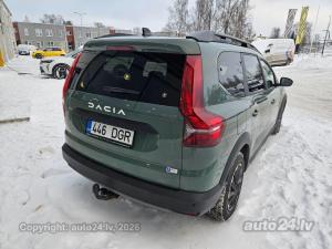 Zaļš Dacia Jogger 2023 Tartu, ar dzinēja tilpumu 1.00 L un nobraukumu 61 tūkst. km par 15990 €, foto 5 vietnē AUTOMOTO.COM.LV