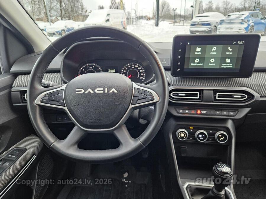 Zaļš Dacia Jogger 2023 Tartu, ar dzinēja tilpumu 1.00 L un nobraukumu 61 tūkst. km par 15990 €, foto 8 vietnē AUTOMOTO.COM.LV